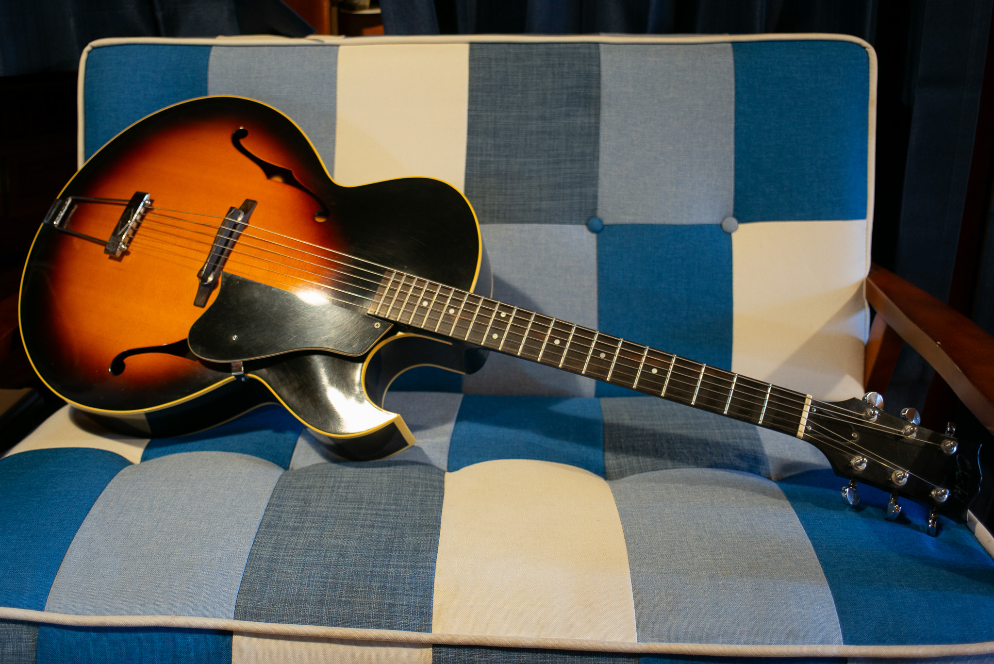 IN STOCK – Honky Tonk Guitars（ホンキートンク・ギターズ）